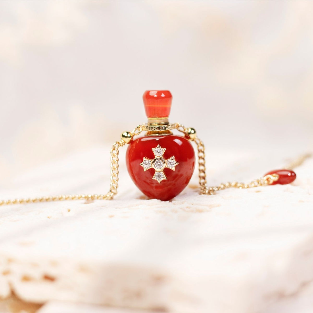 Fervency | Carnelian Heart Pendant Necklace – Meli&Moli